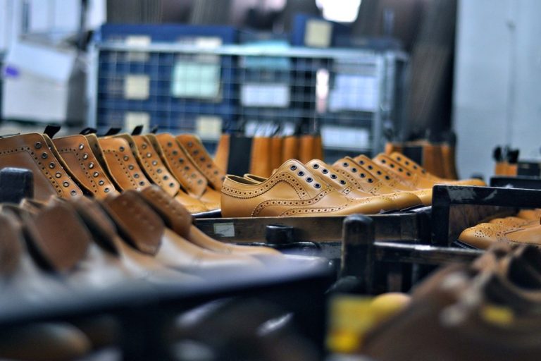 Shoe Lasts & Styles: Part 1 - Craftsmanship - Online Blog for Loake ...